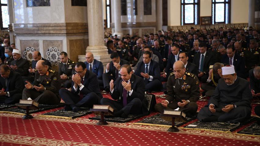 President El-Sisi performs Friday Prayer at Mosheer Tantawy Mosque