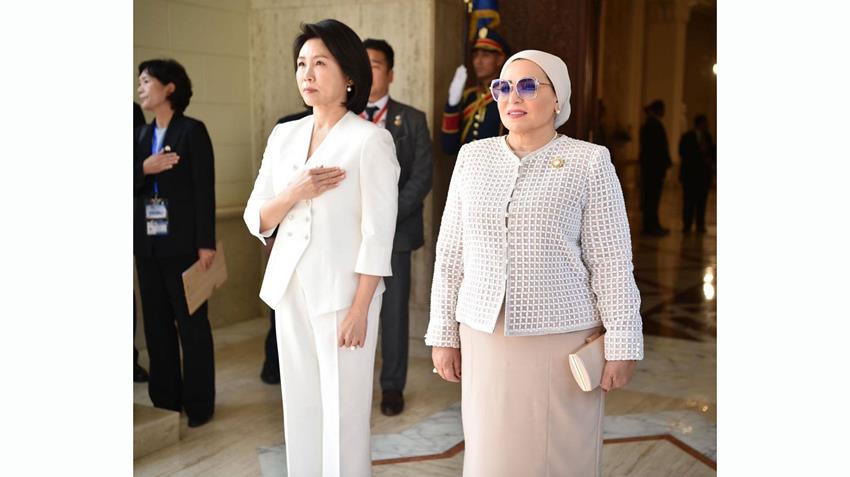 Mrs. El-Sisi Welcomes the Korean First Lady